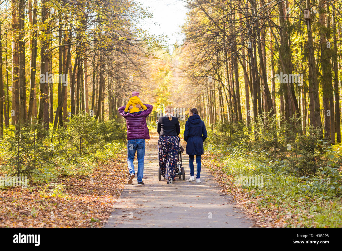 Happy family running on hike hi-res stock photography and images - Alamy