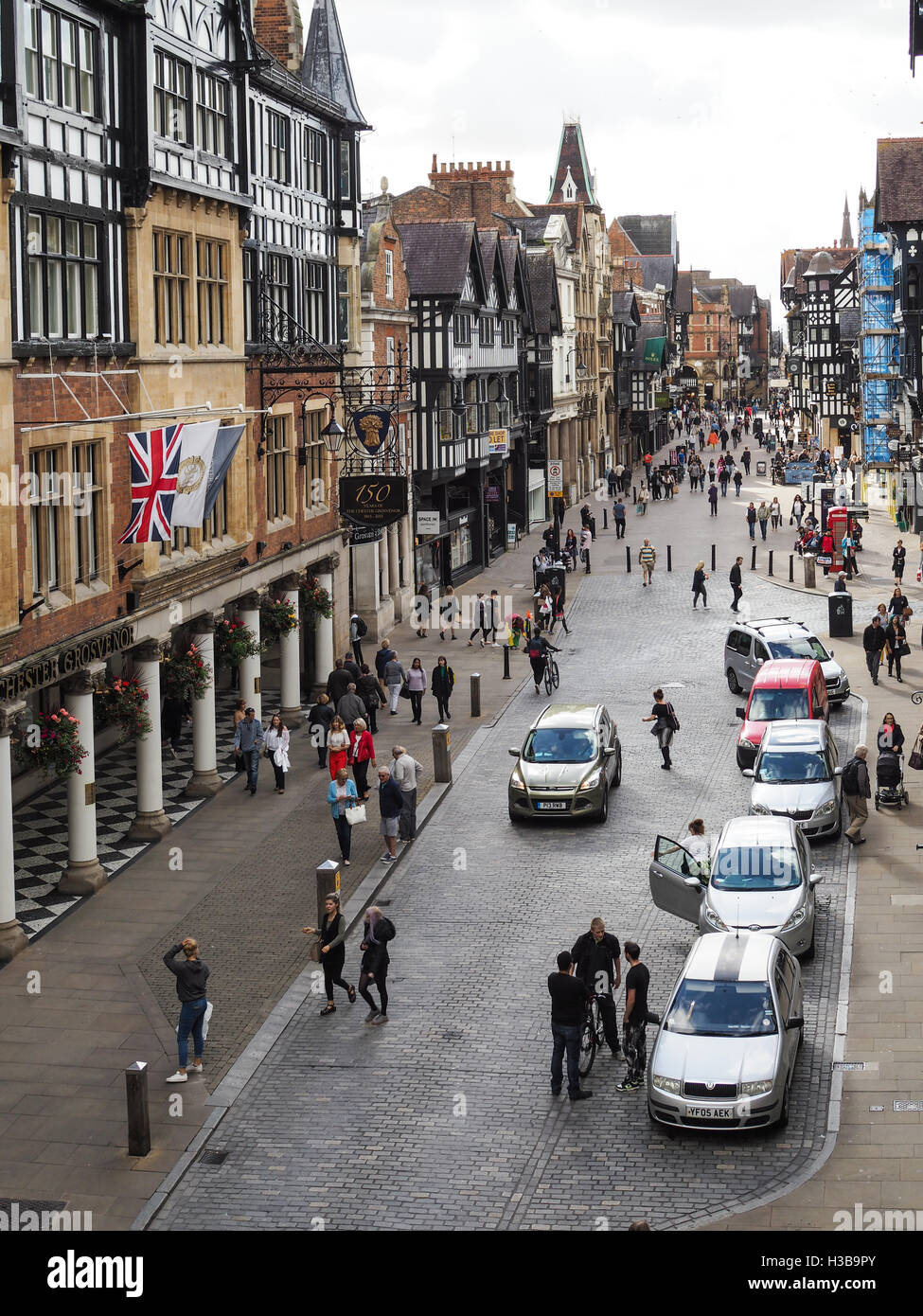 People Shopping in Chester City Centre Stock Photo - Alamy