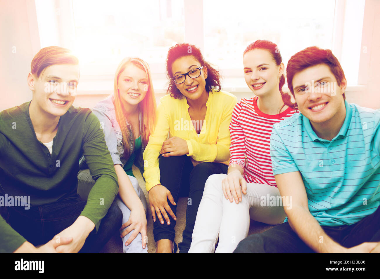 Five people having fun hi-res stock photography and images - Alamy