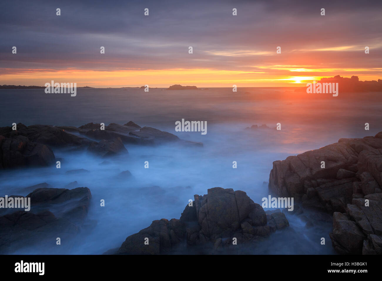 Sunset over Cobo bay, in Guernsey Channel islands Stock Photo - Alamy