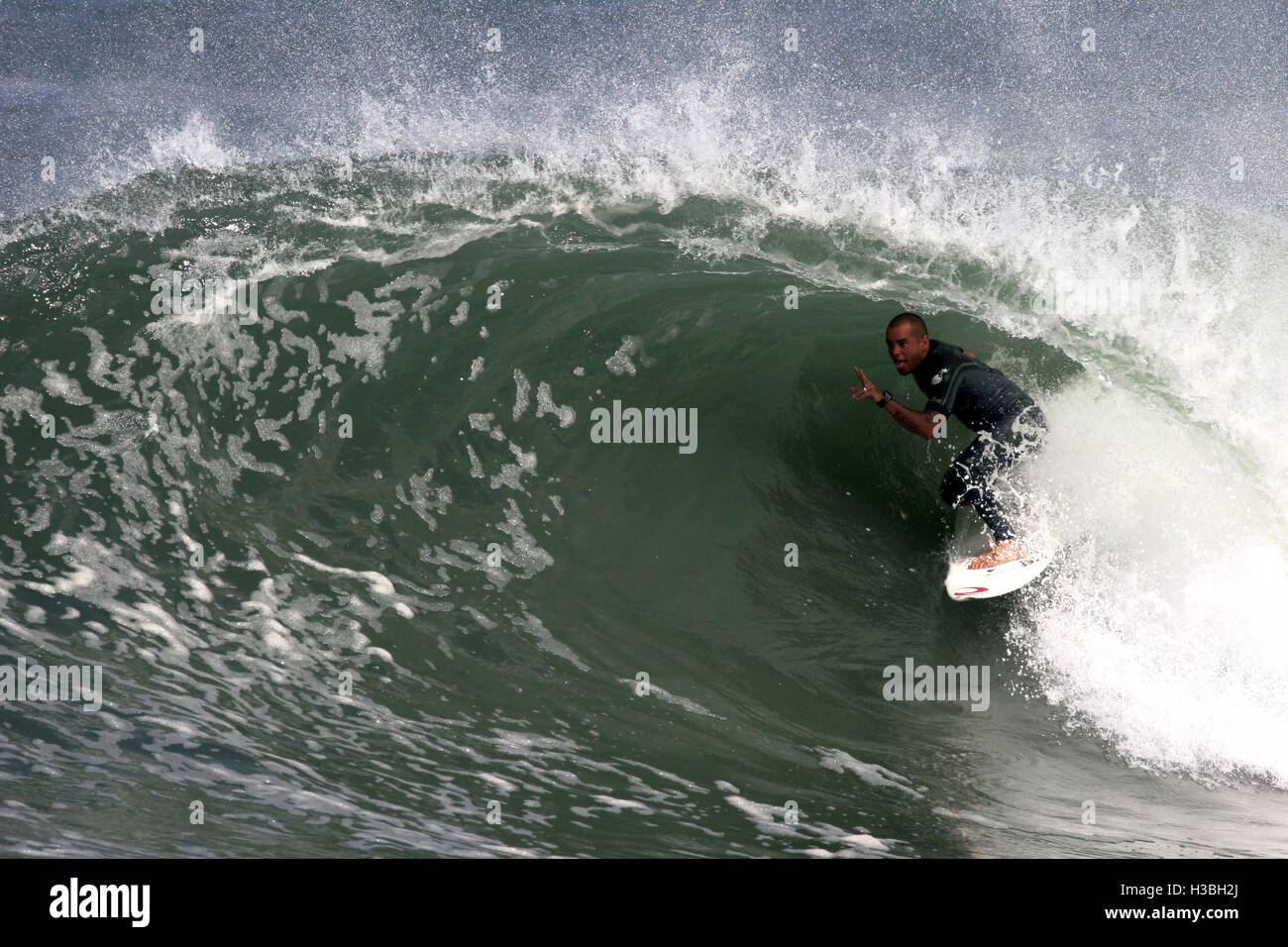 The perfect wave Stock Photo - Alamy
