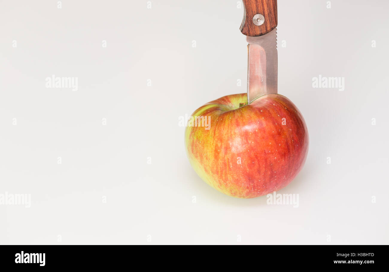 Knife and apple on the background Stock Photo - Alamy