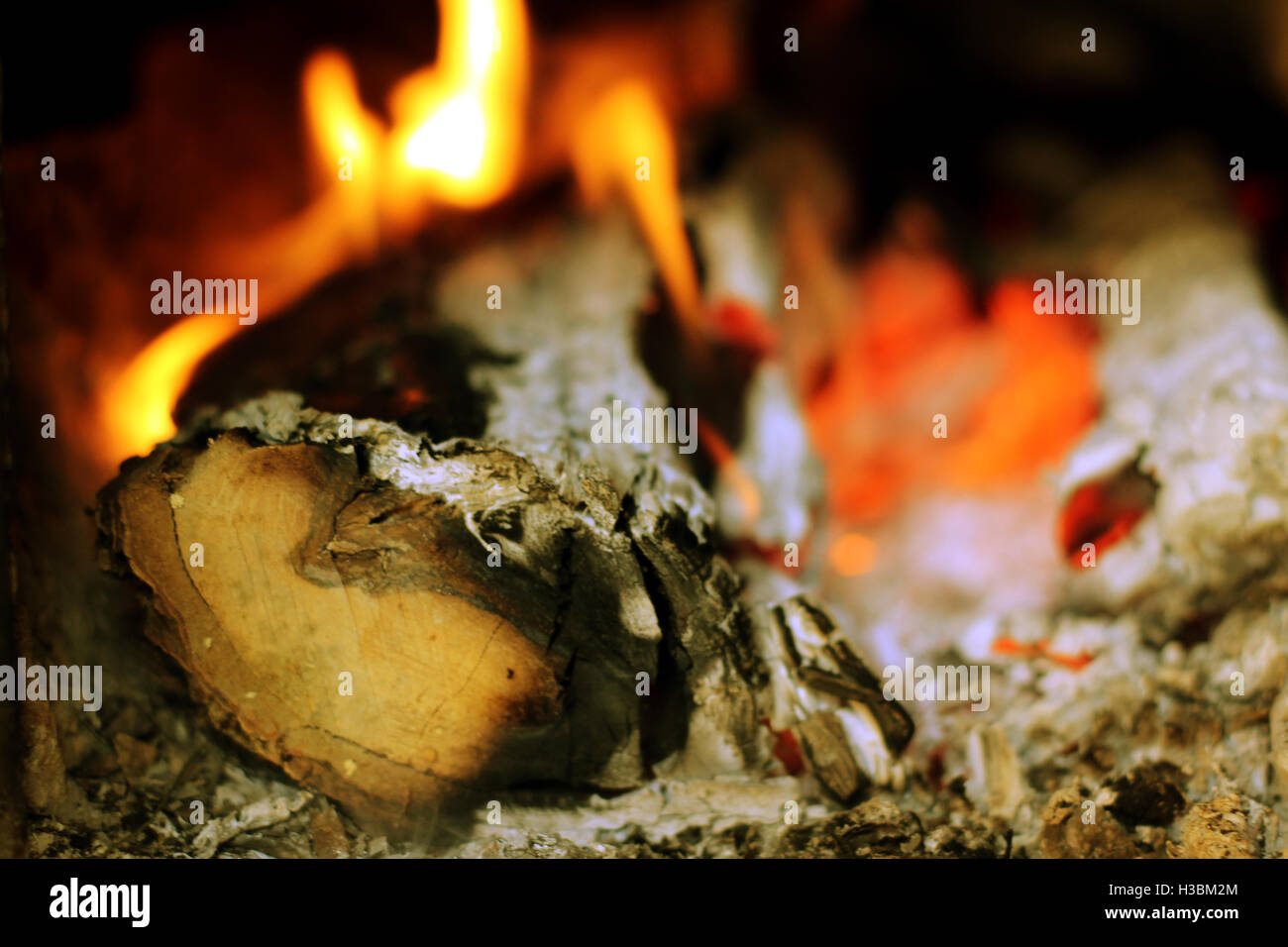 Wood fire oven hi-res stock photography and images - Alamy