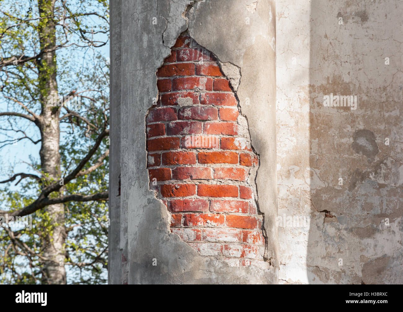 Column brick hi-res stock photography and images - Alamy