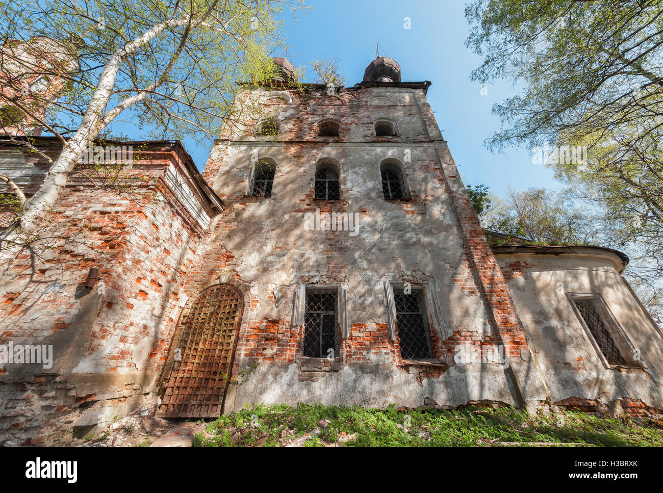 Corbel arch hi-res stock photography and images - Alamy