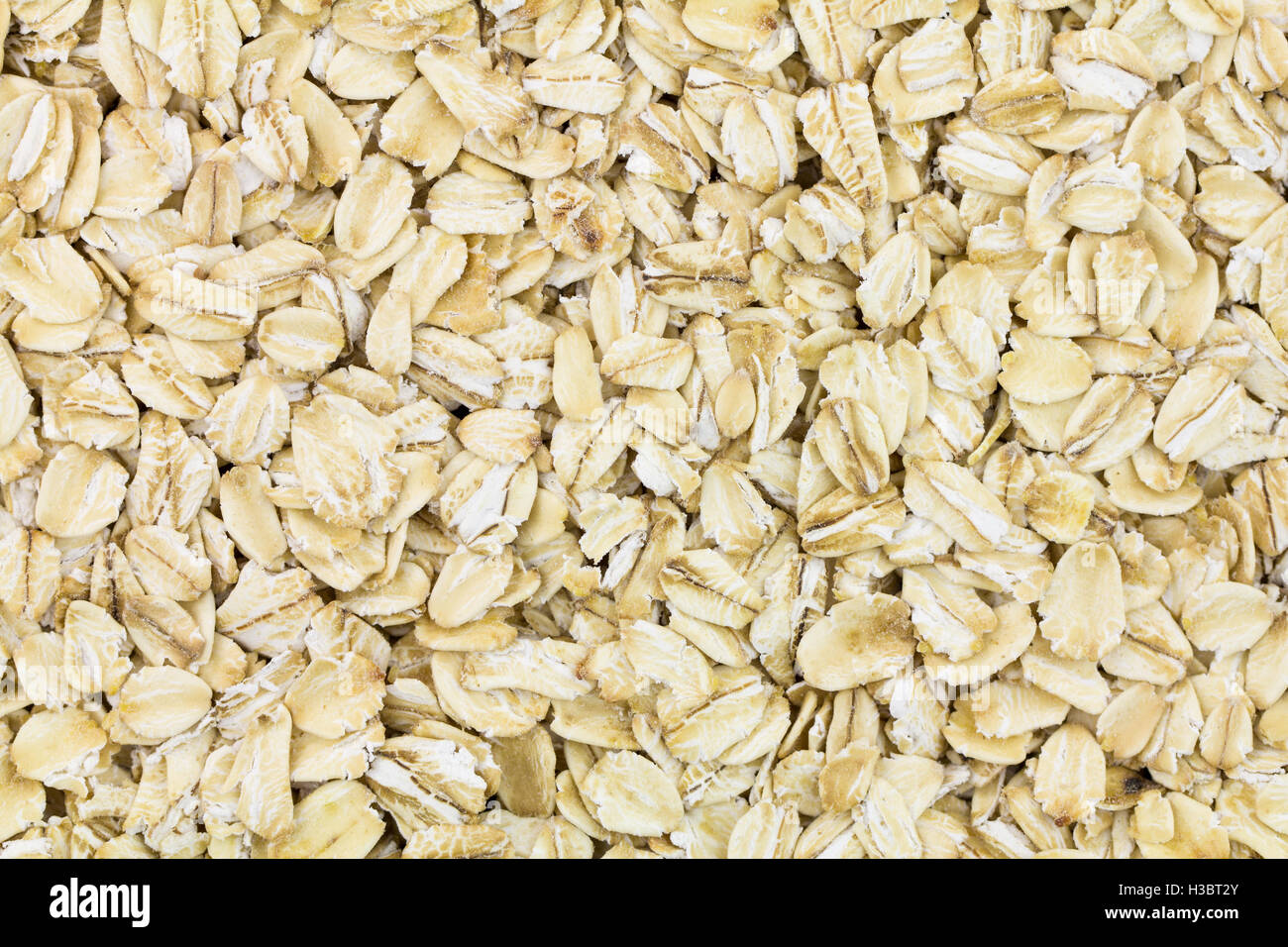 Steel cut oats are a popular gluten free health food. Steel cut oats ...