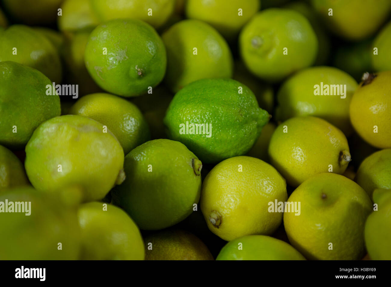 Supermarket fresh fruit hi-res stock photography and images - Alamy