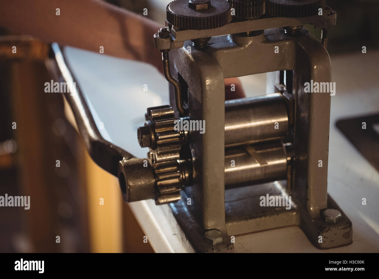 Hand rolling hi-res stock photography and images - Alamy