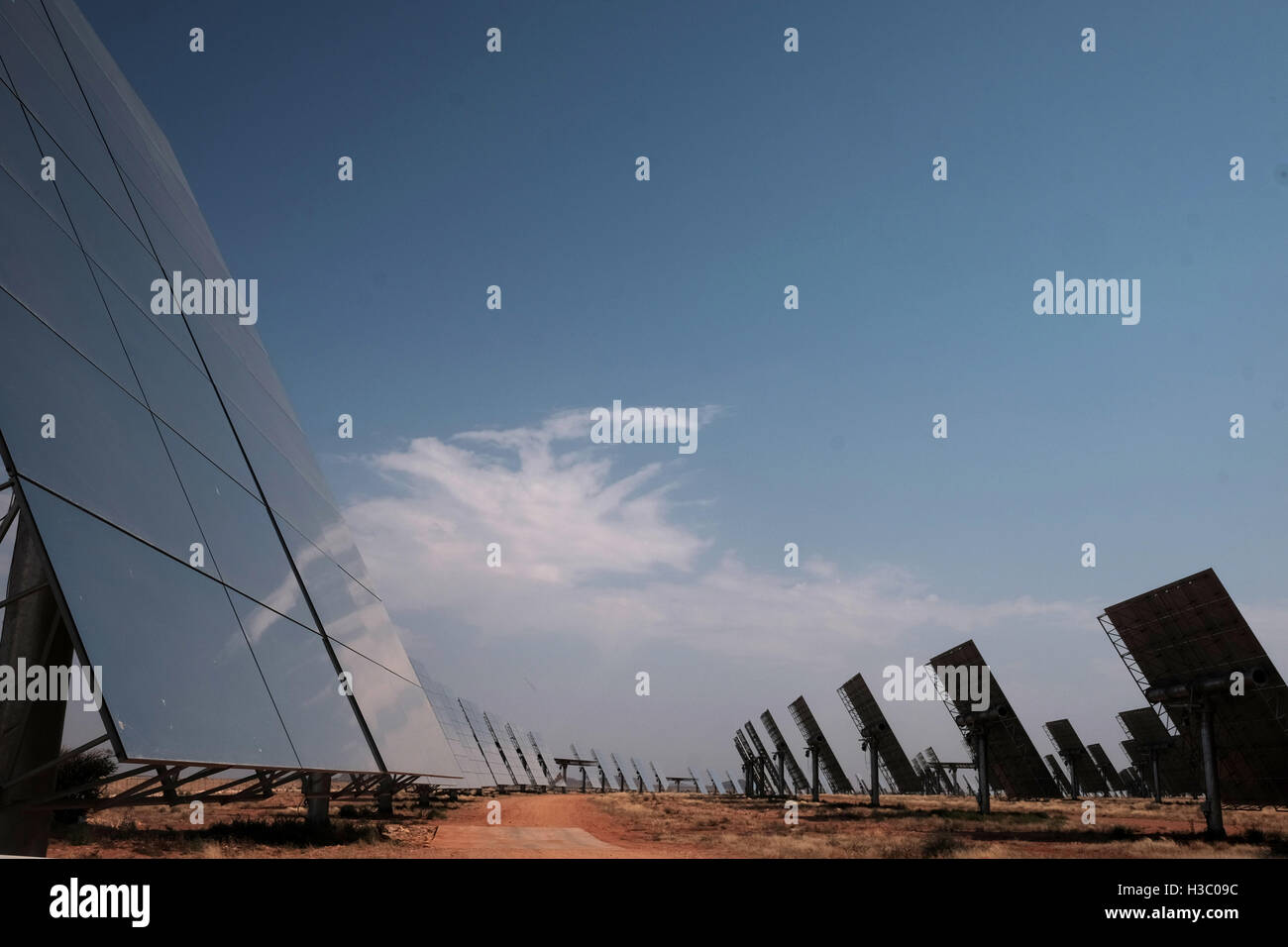Mirror surface of a solar thermal power plant Stock Photo - Alamy