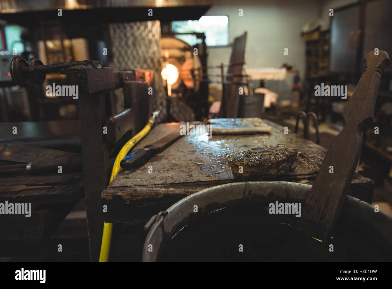 Glassblowing block hi-res stock photography and images - Alamy