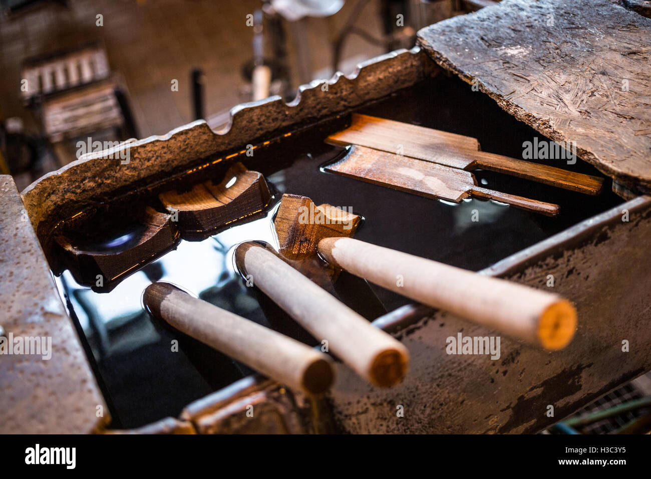 Glassblowing block hi-res stock photography and images - Alamy