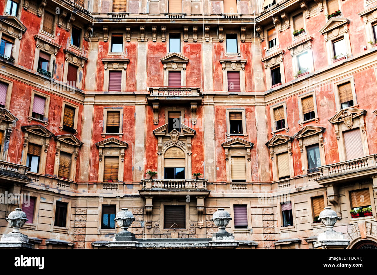 architecture of the historic center of Rome italy Stock Photo - Alamy