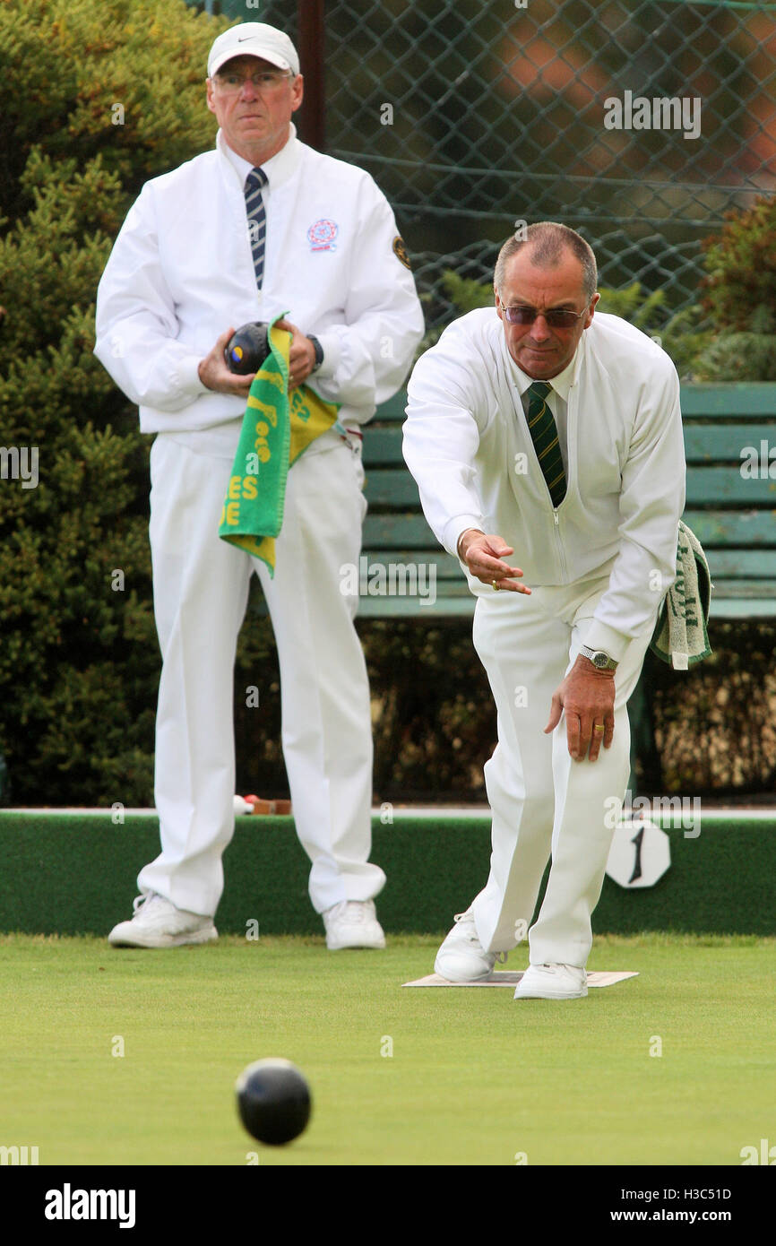 Mike Durston (R) vs Peter Barham - Dane Bowl Singles Final at Ilford ...