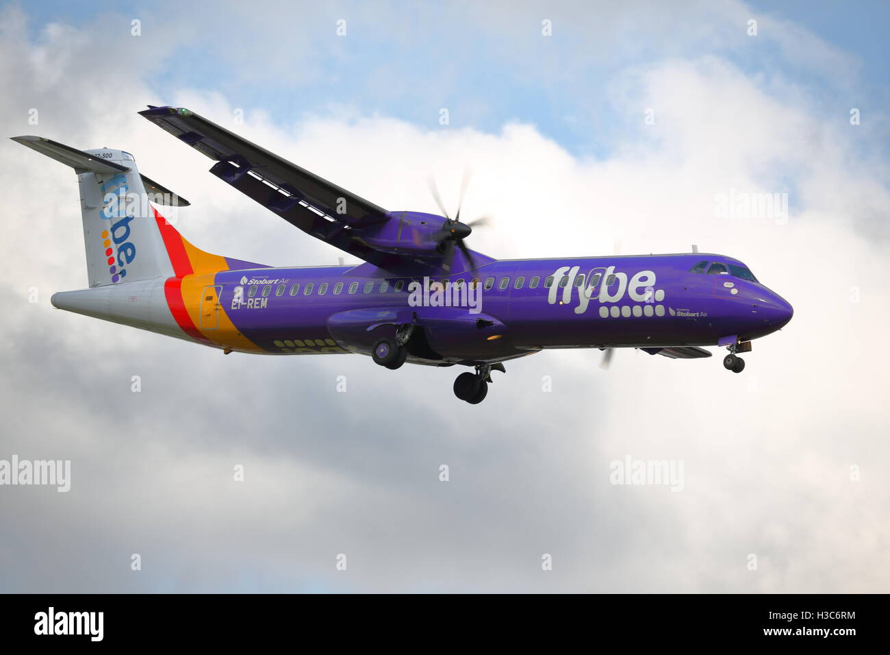 Flybe ATR 72-500 EI-REM landing at Birmingham Airport, UK Stock Photo ...