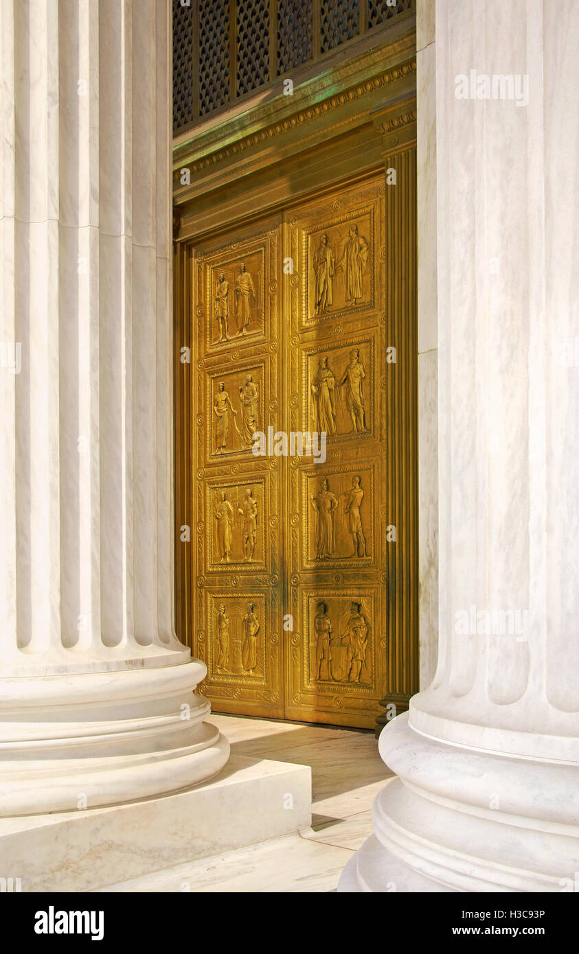 Gold door supreme court hi-res stock photography and images - Alamy