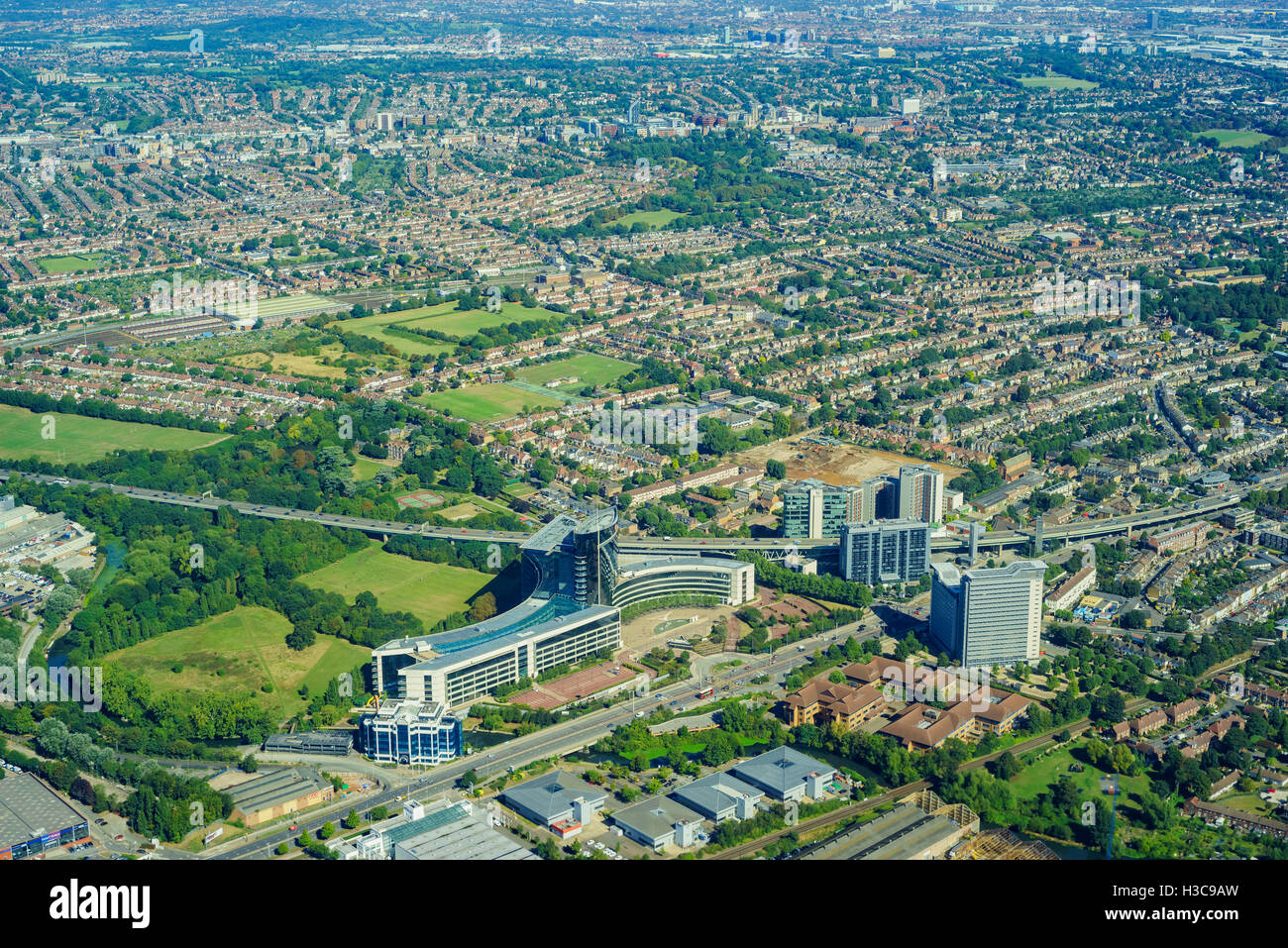 Brentford aerial hi-res stock photography and images - Alamy