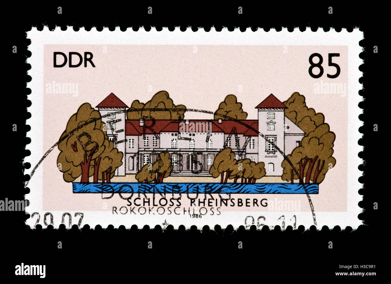 Ddr postage stamp hi-res stock photography and images - Alamy