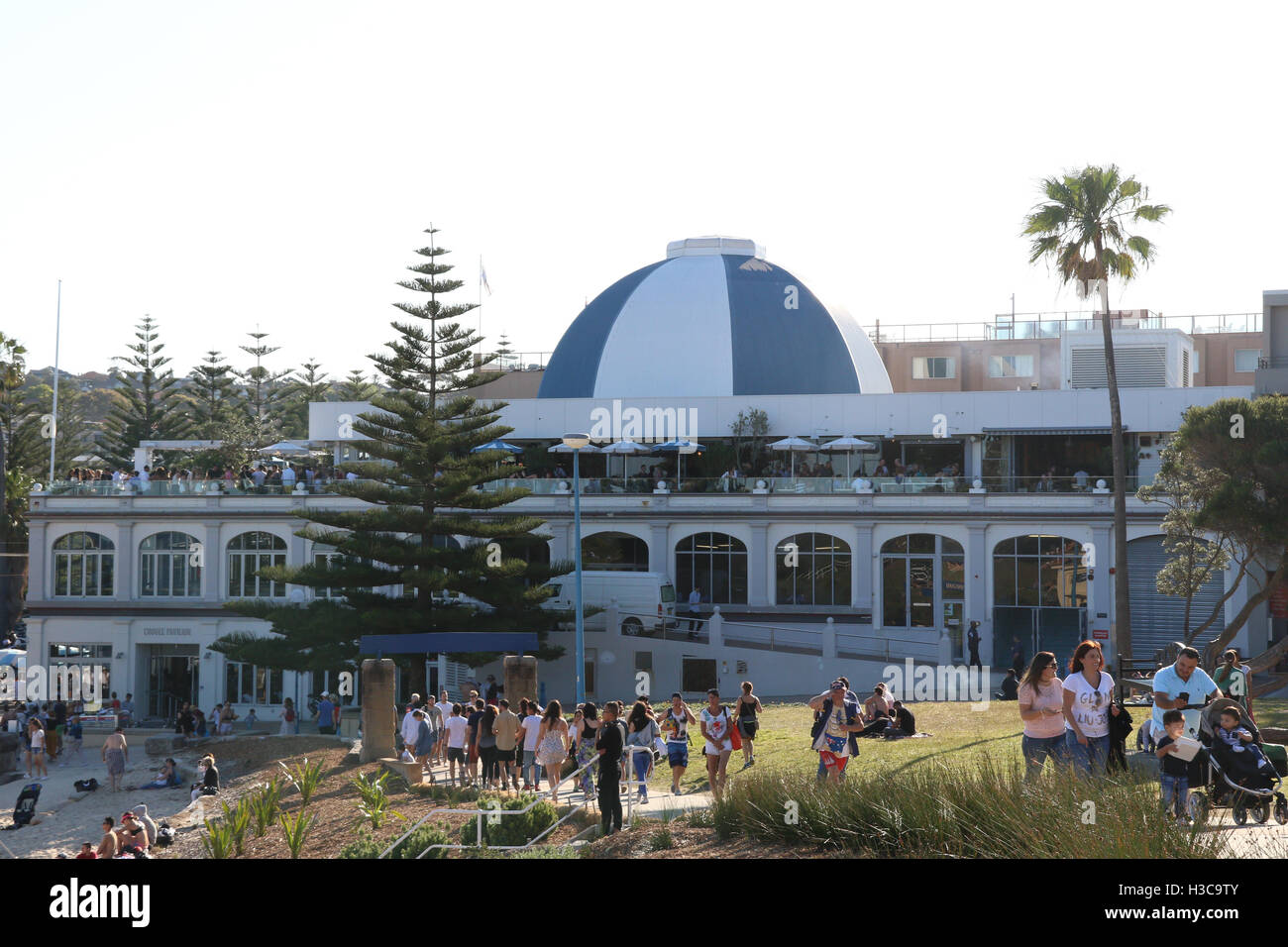 Coogee pavilion hi-res stock photography and images - Alamy
