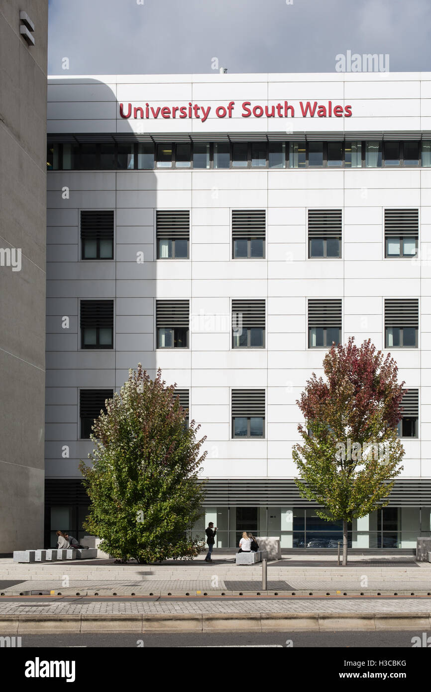 old and new parts of the USW Atrium campus in Cardiff Stock Photo - Alamy