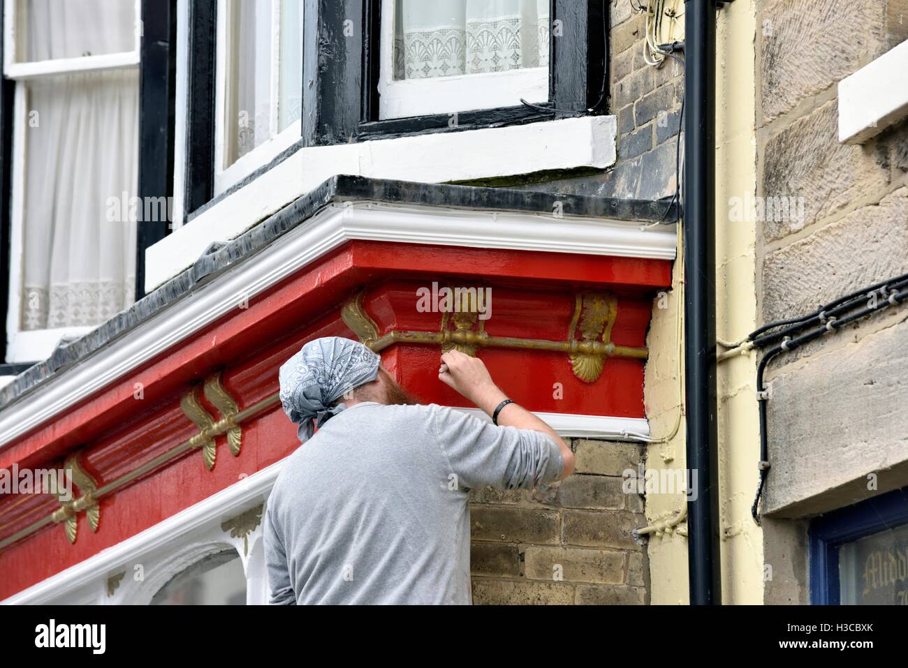 Painting shop front hi-res stock photography and images - Alamy