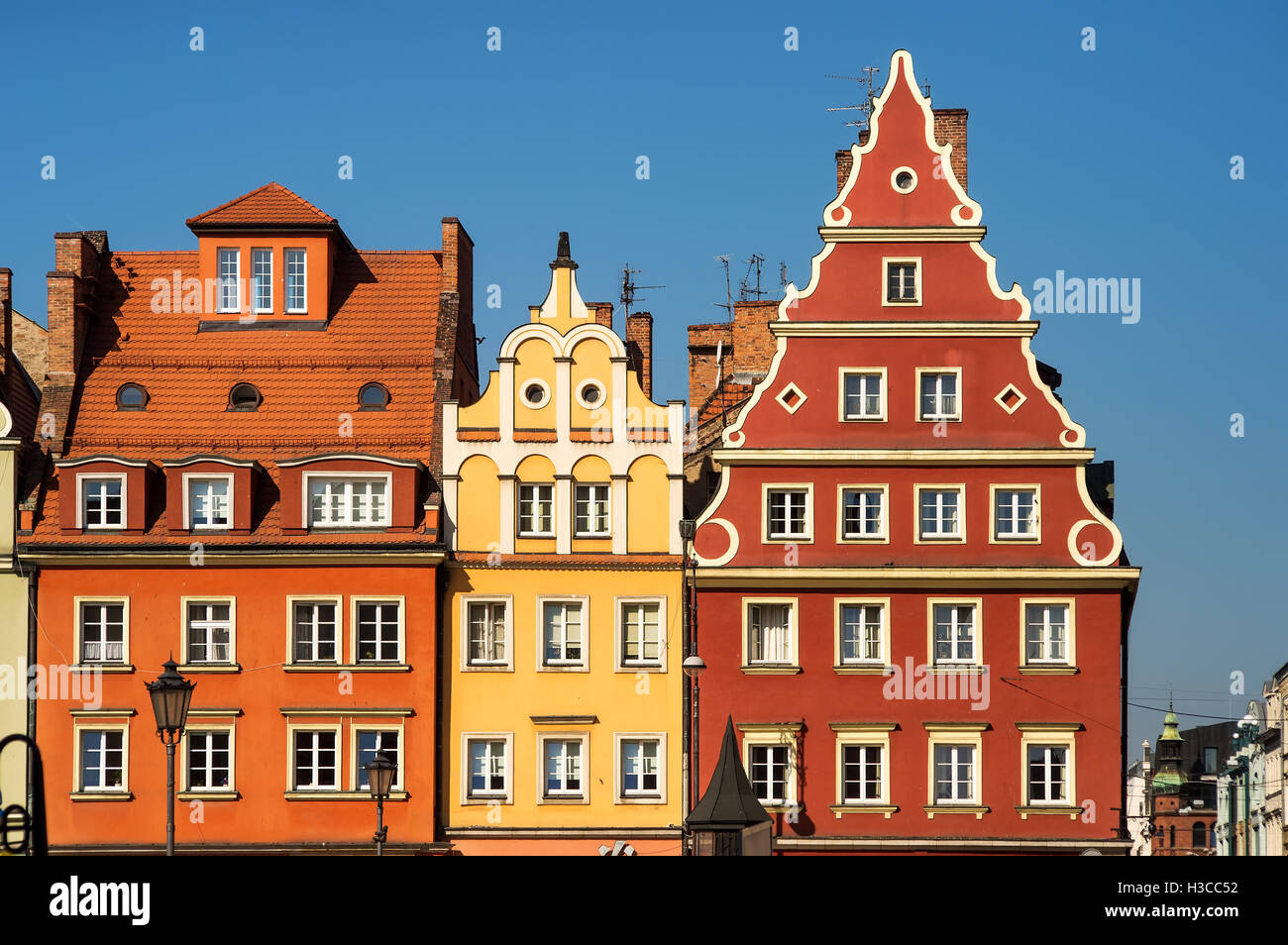 Market square tenements hi-res stock photography and images - Alamy