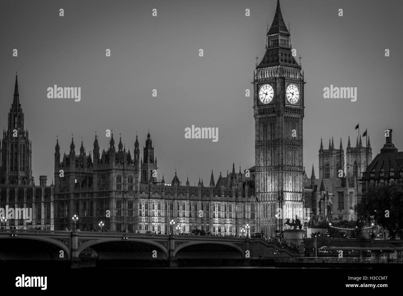 Clock london night Black and White Stock Photos & Images - Alamy