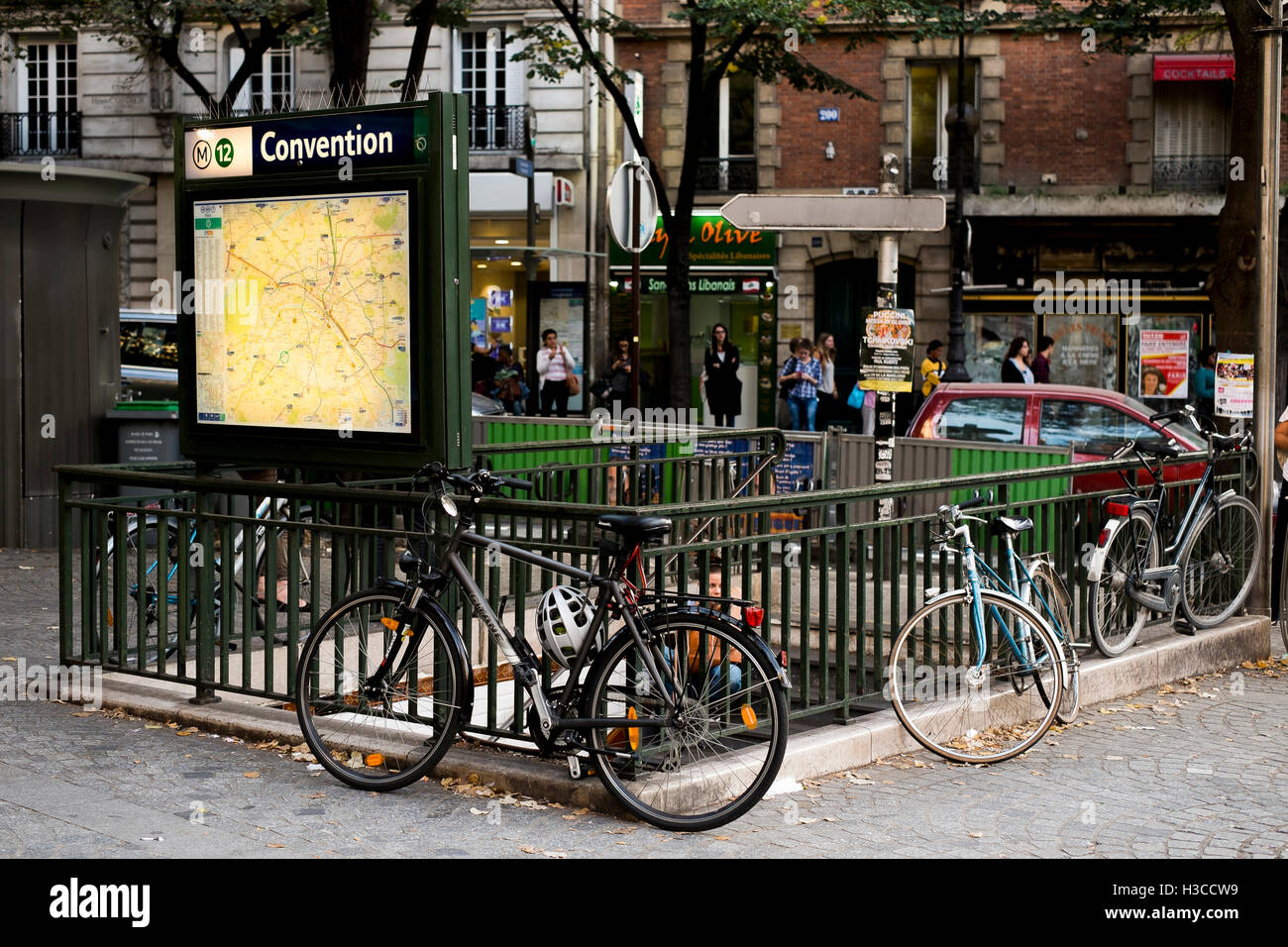 Convention metro station paris hi-res stock photography and images - Alamy