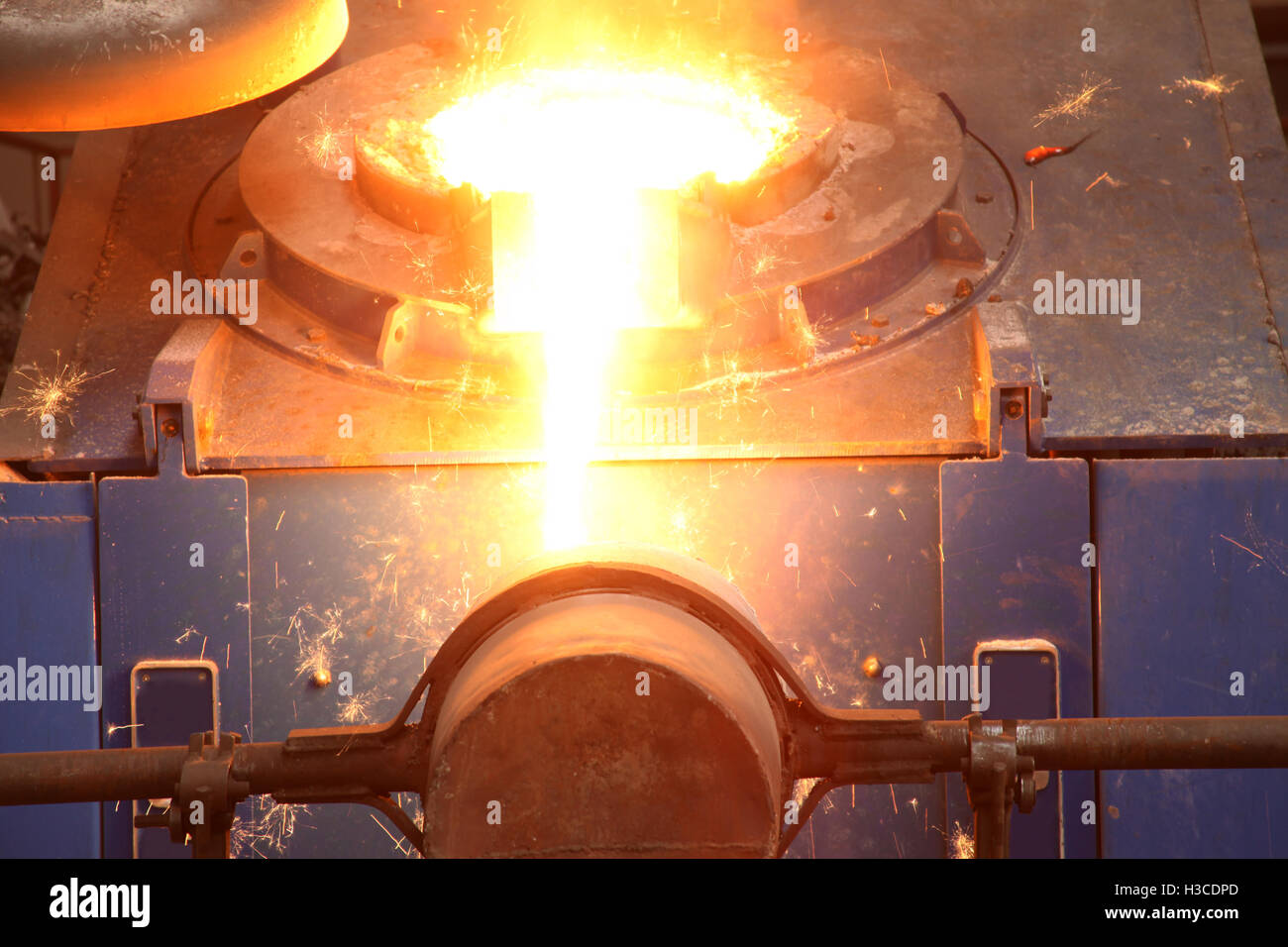 Liquid Molten Steel Industry Stock Photo - Alamy
