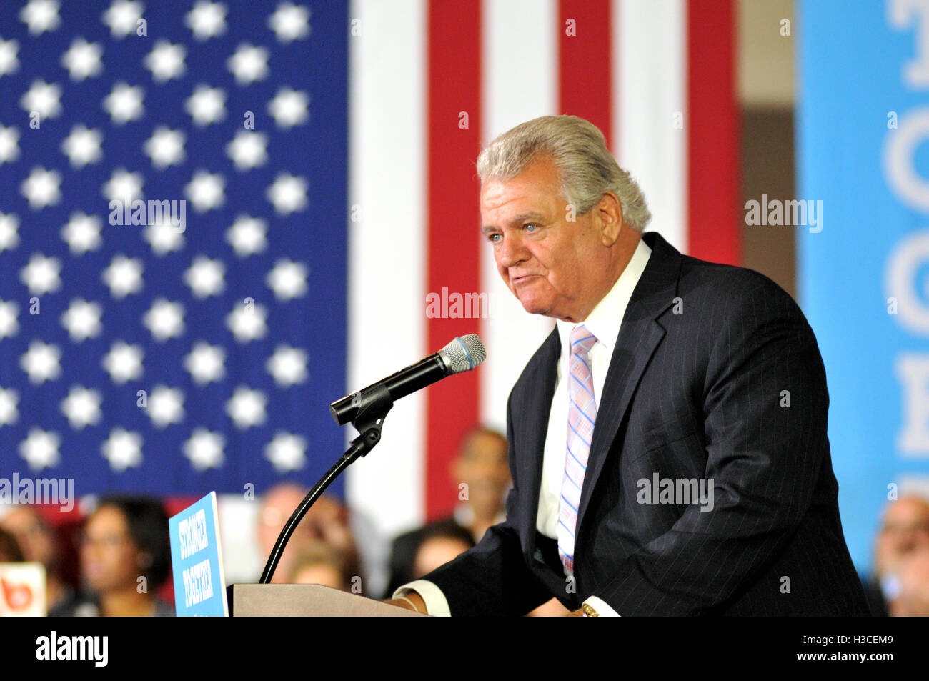Congressman Bob Brady rallies supporters at Sheet Metal Workers Local ... Congressman Bob Brady rallies supporters at Sheet Metal Workers Local ...