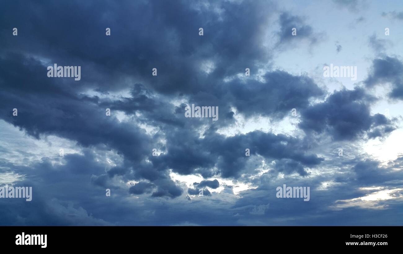 Dark rainy clouds in sky hi-res stock photography and images - Alamy