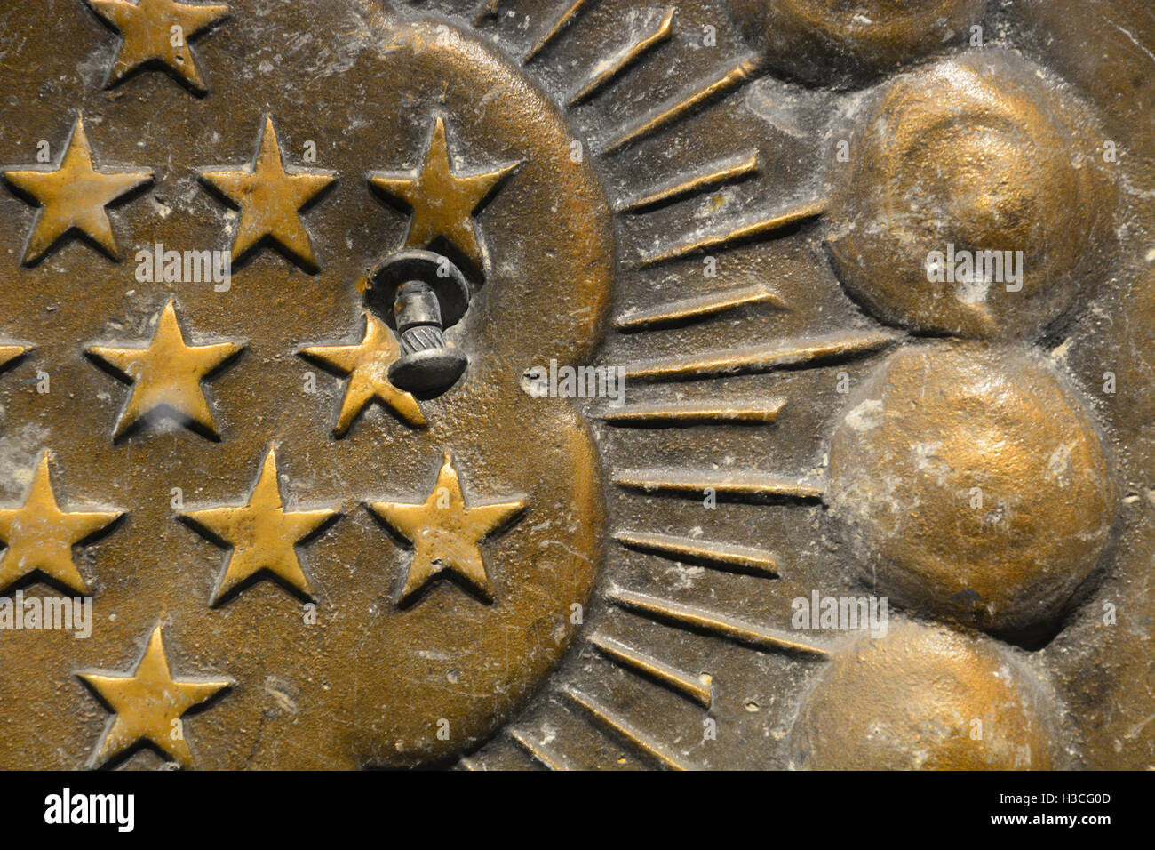 Bronze shield hi-res stock photography and images - Alamy