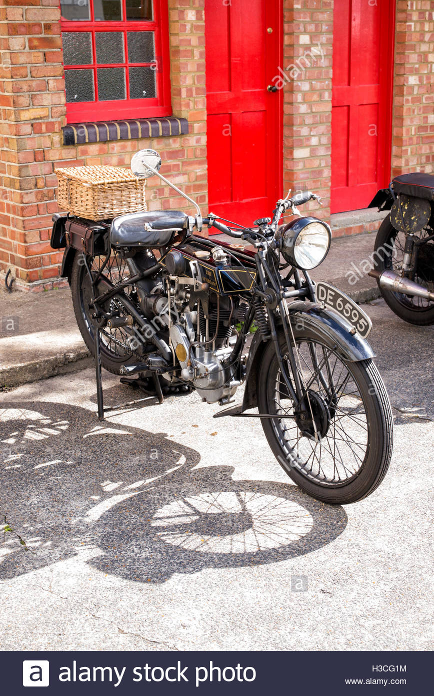Sunbeam Motorcycle Stock Photos & Sunbeam Motorcycle Stock Images - Alamy