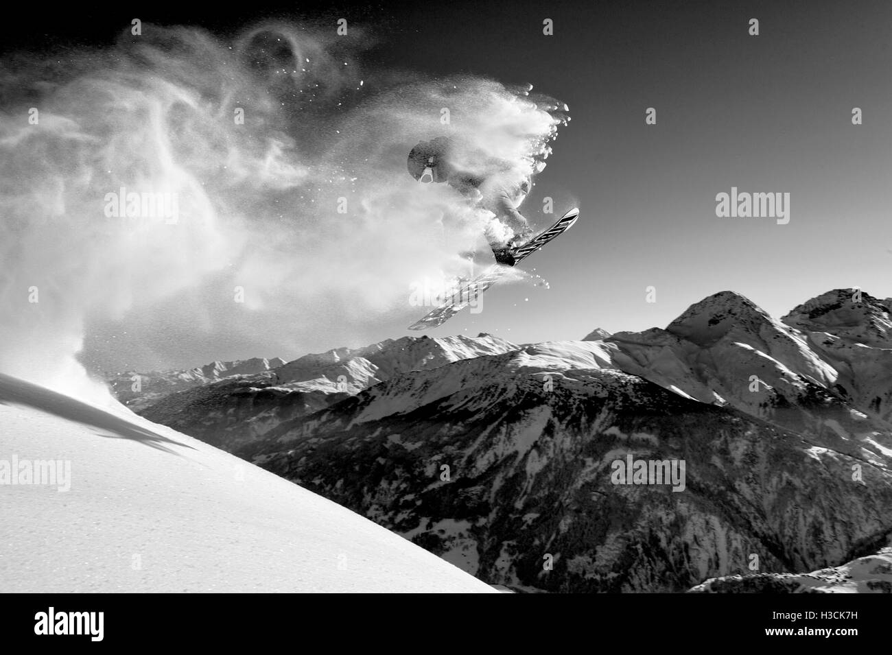 Snowboarding snow spray Black and White Stock Photos & Images - Alamy