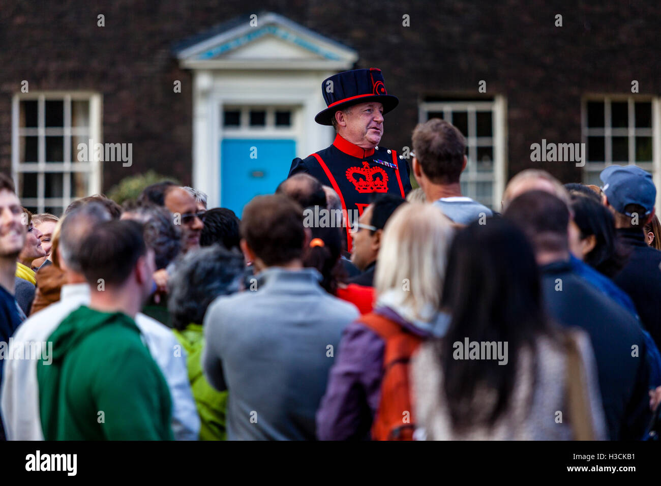 A Beefeater (Yeoman of the Guard) Giving A Tour At The Tower Of London ...