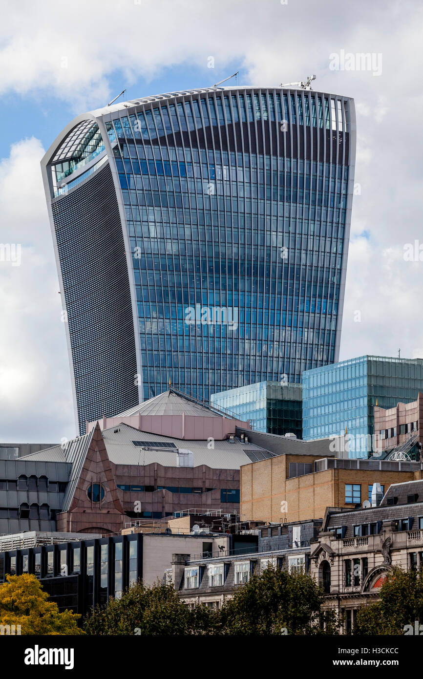 20 Fenchurch Street (The Walkie Talkie Building) and The City Of London ...