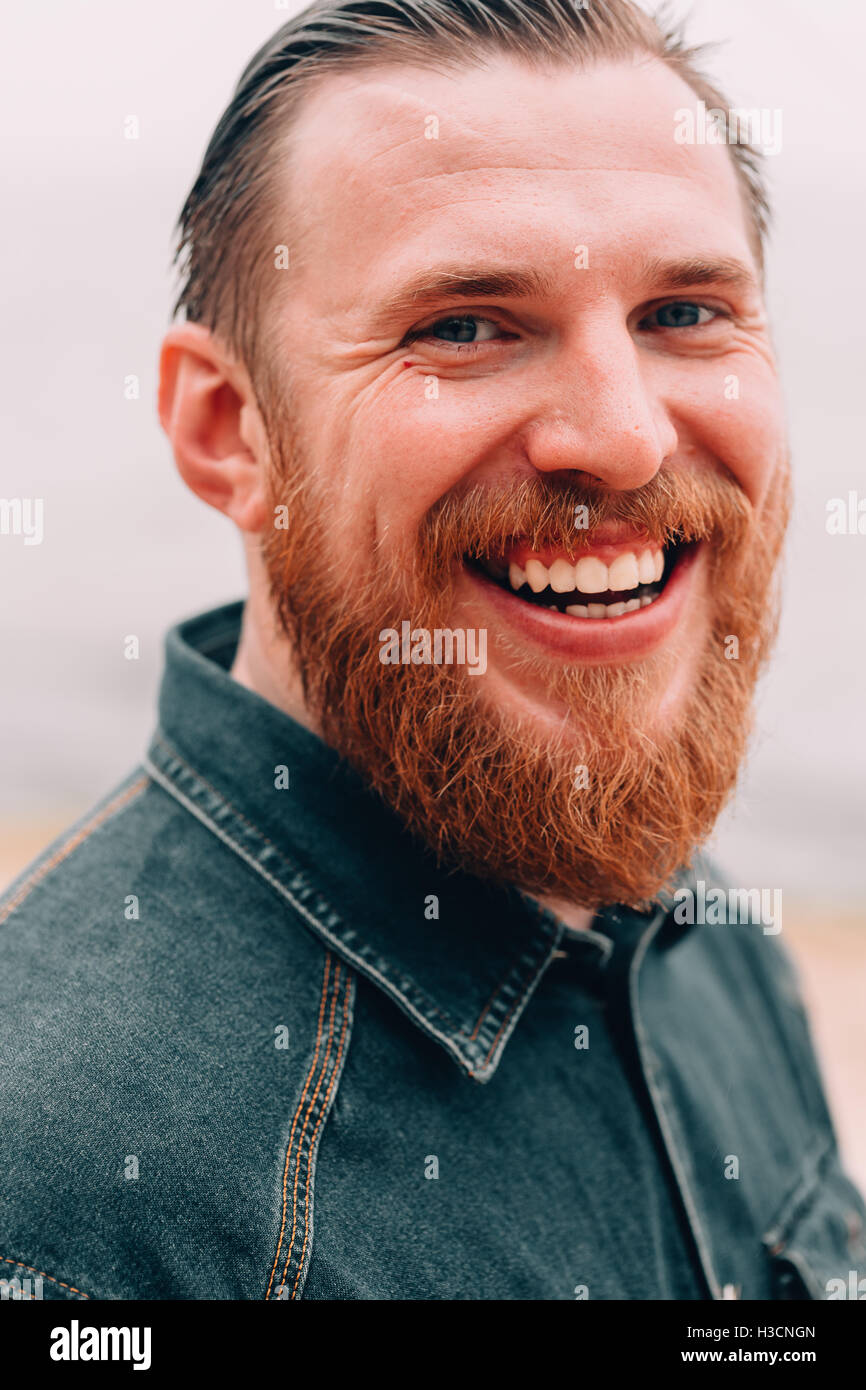 bearded hipster on the beach Stock Photo - Alamy