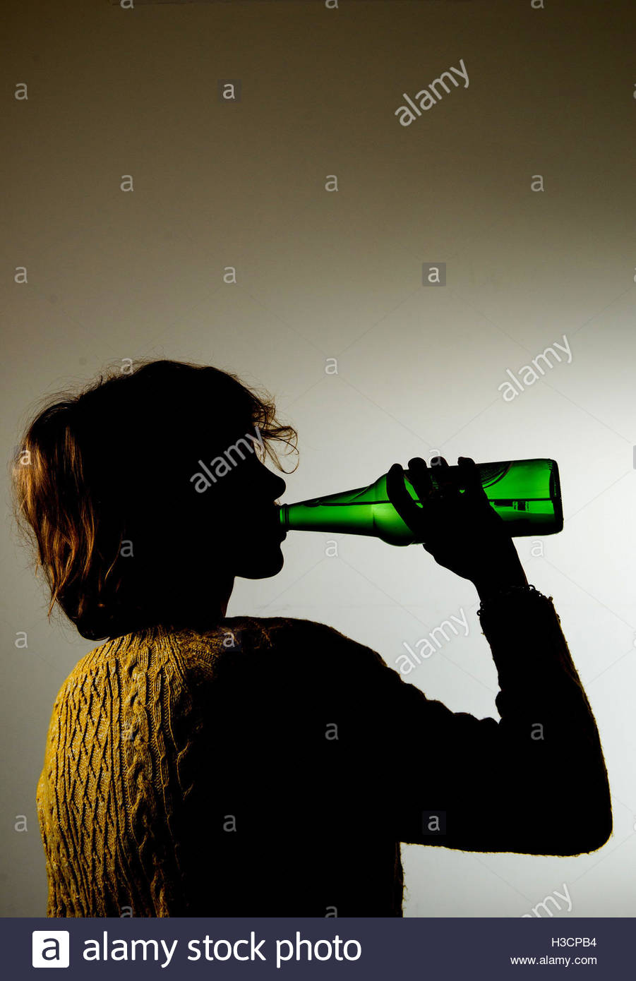 Drunk Girls British Stock Photos & Drunk Girls British Stock Images - Alamy