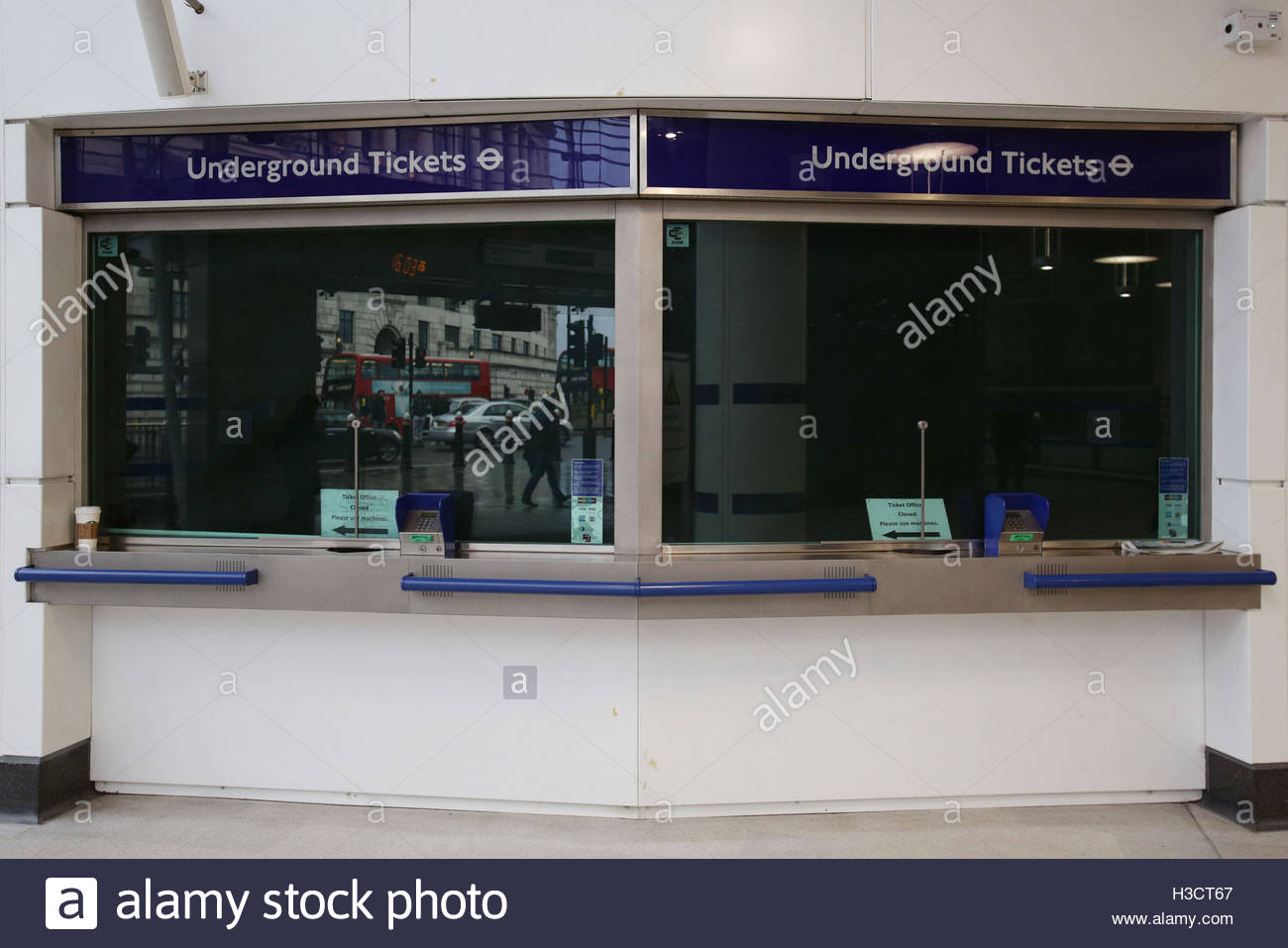 London Underground Ticket Stock Photos & London Underground Ticket ...