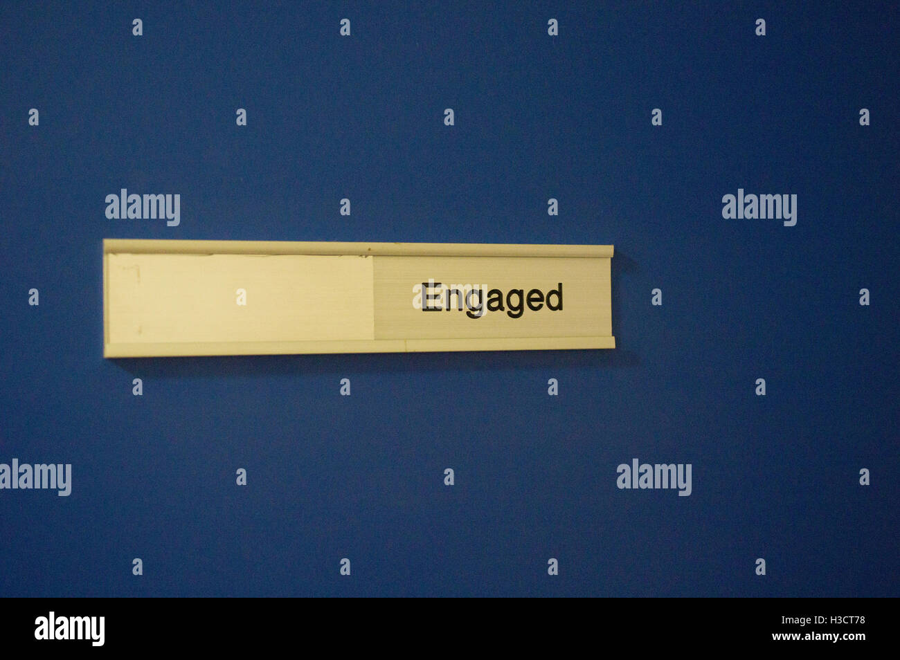Engaged sign hi-res stock photography and images - Alamy