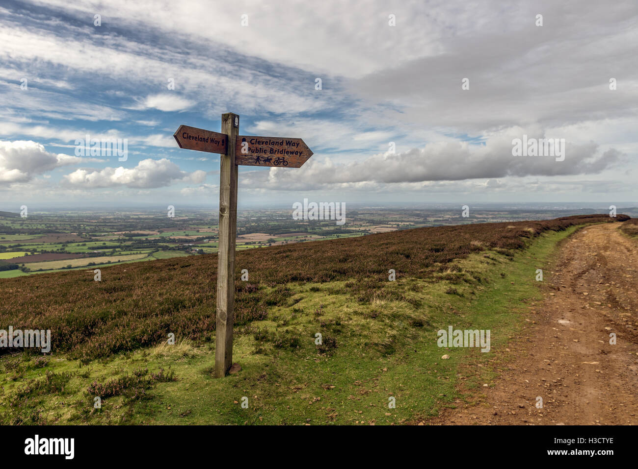 A fingerpost along the Cleveland Way in The North York Moors Stock ...