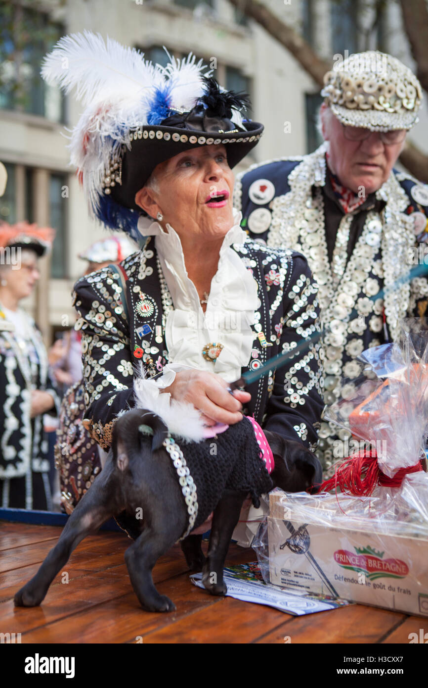 The Annual Pearly Kings and Queens & Costermongers Harvest Festival ...