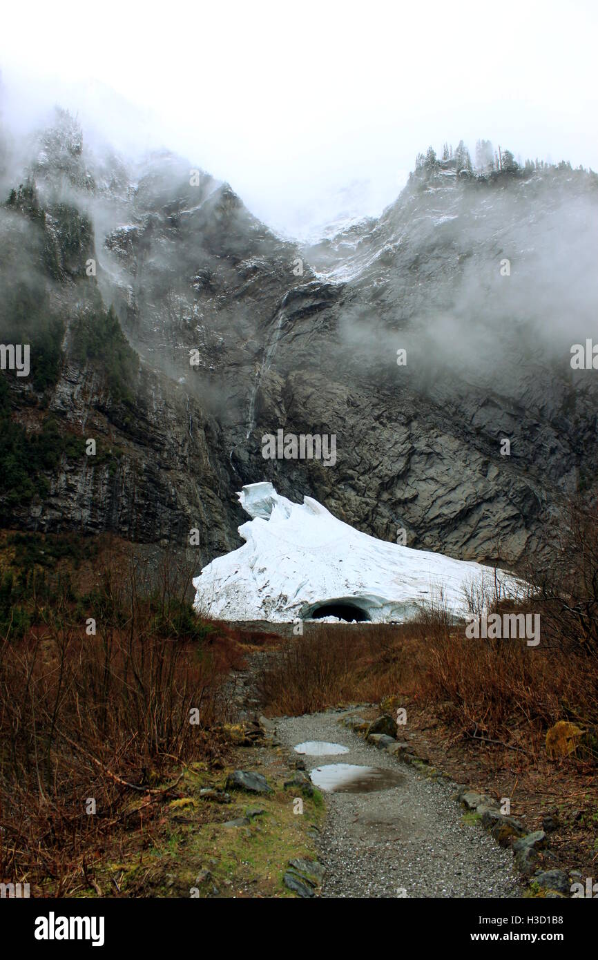 Cold caves hi-res stock photography and images - Alamy