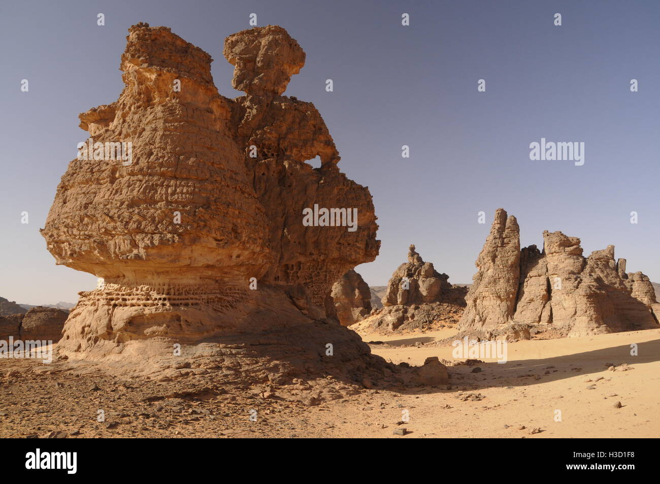 Stone formation, Akakus, Sahara Desert, Libya Stock Photo - Alamy