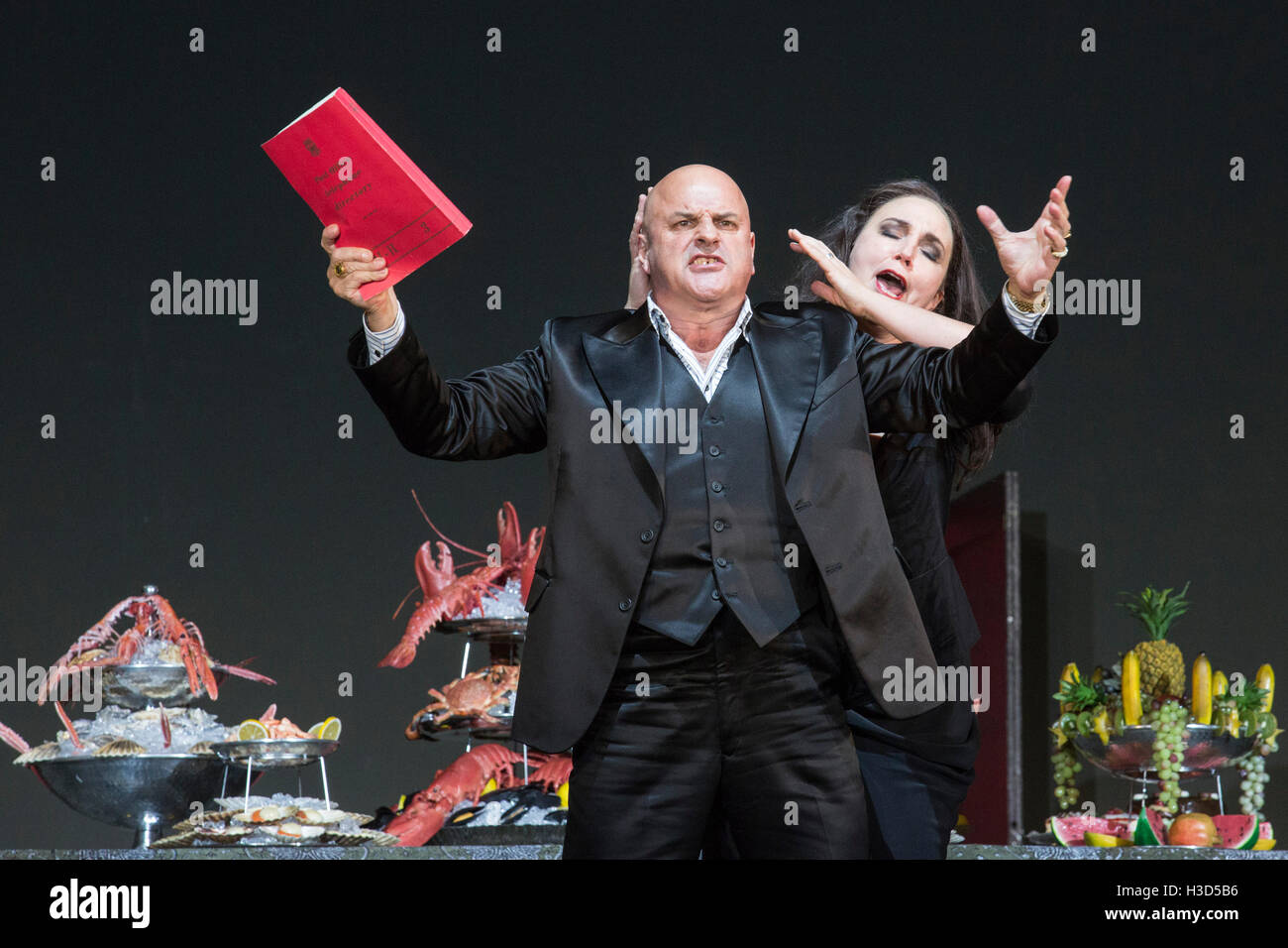 Christine rice opera hi-res stock photography and images - Alamy