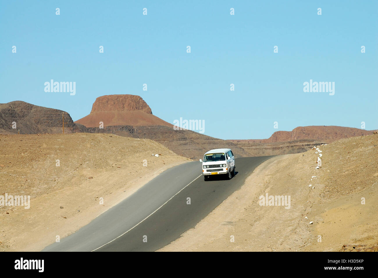 Isolated Road - Namibia Stock Photo - Alamy