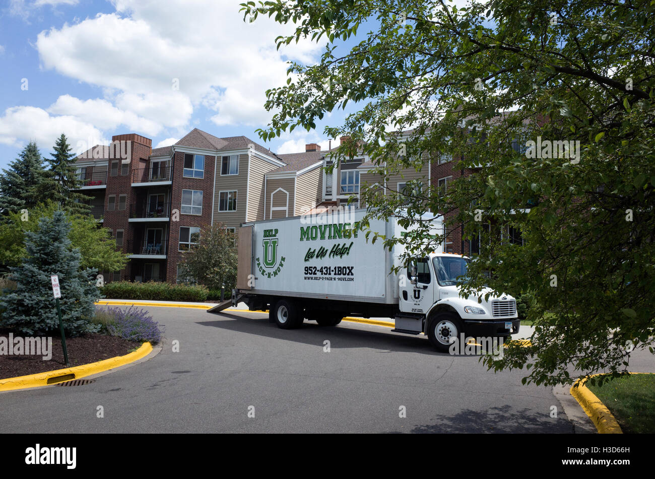 Moving van hi-res stock photography and images - Alamy
