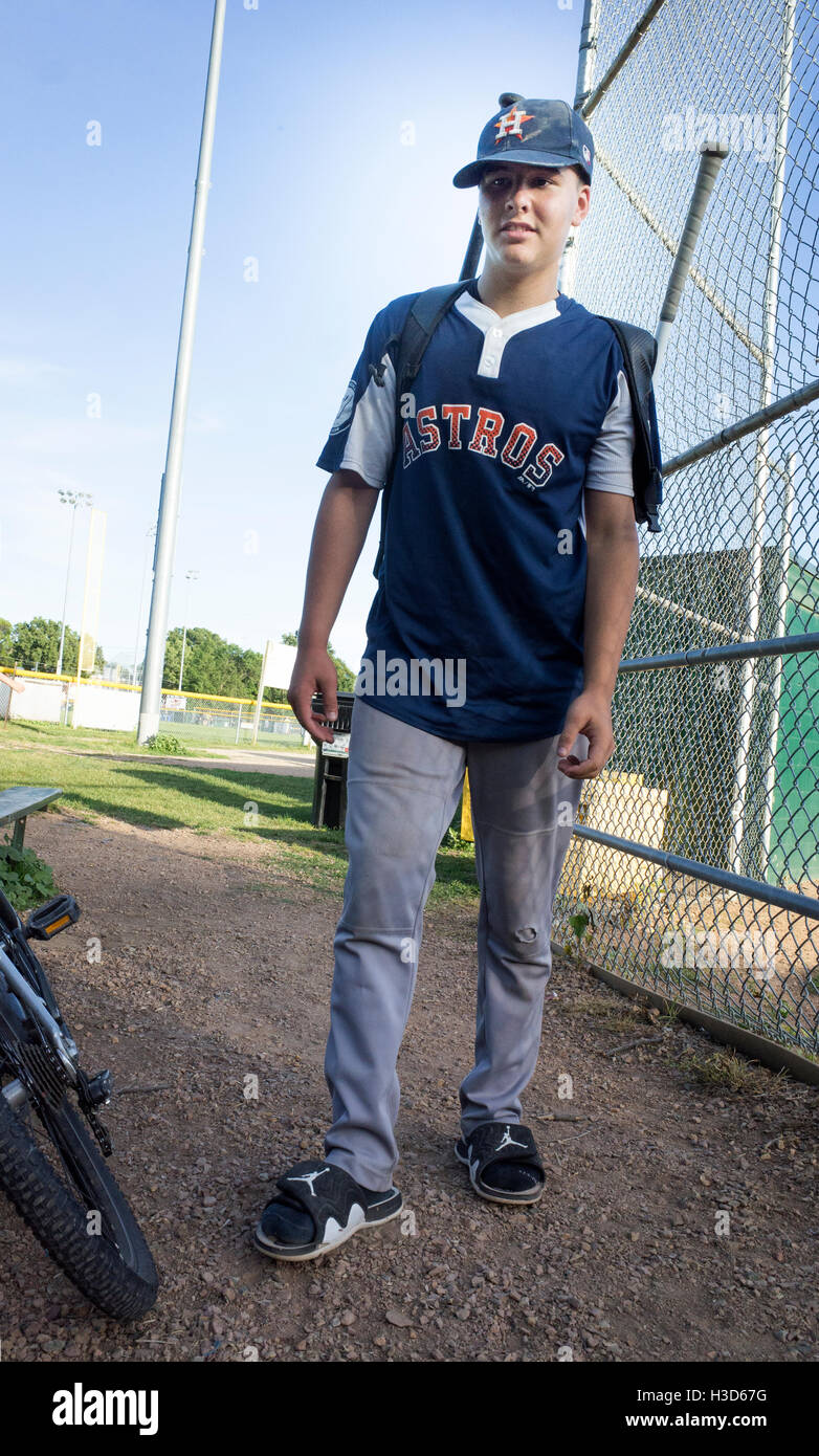 Baseball player uniform hi-res stock photography and images - Alamy