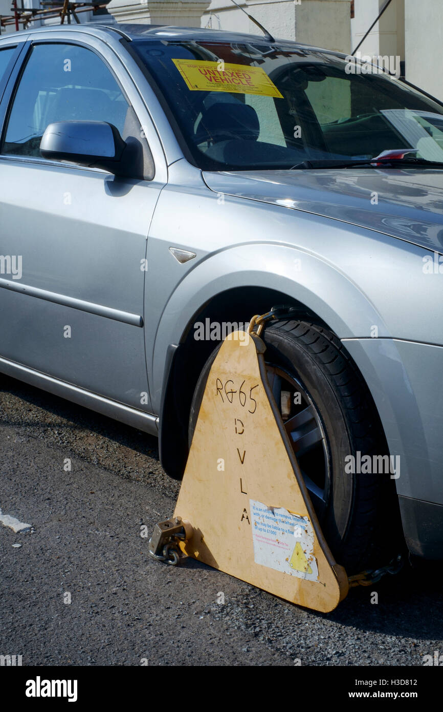 Car windscreen sticker hi-res stock photography and images - Alamy