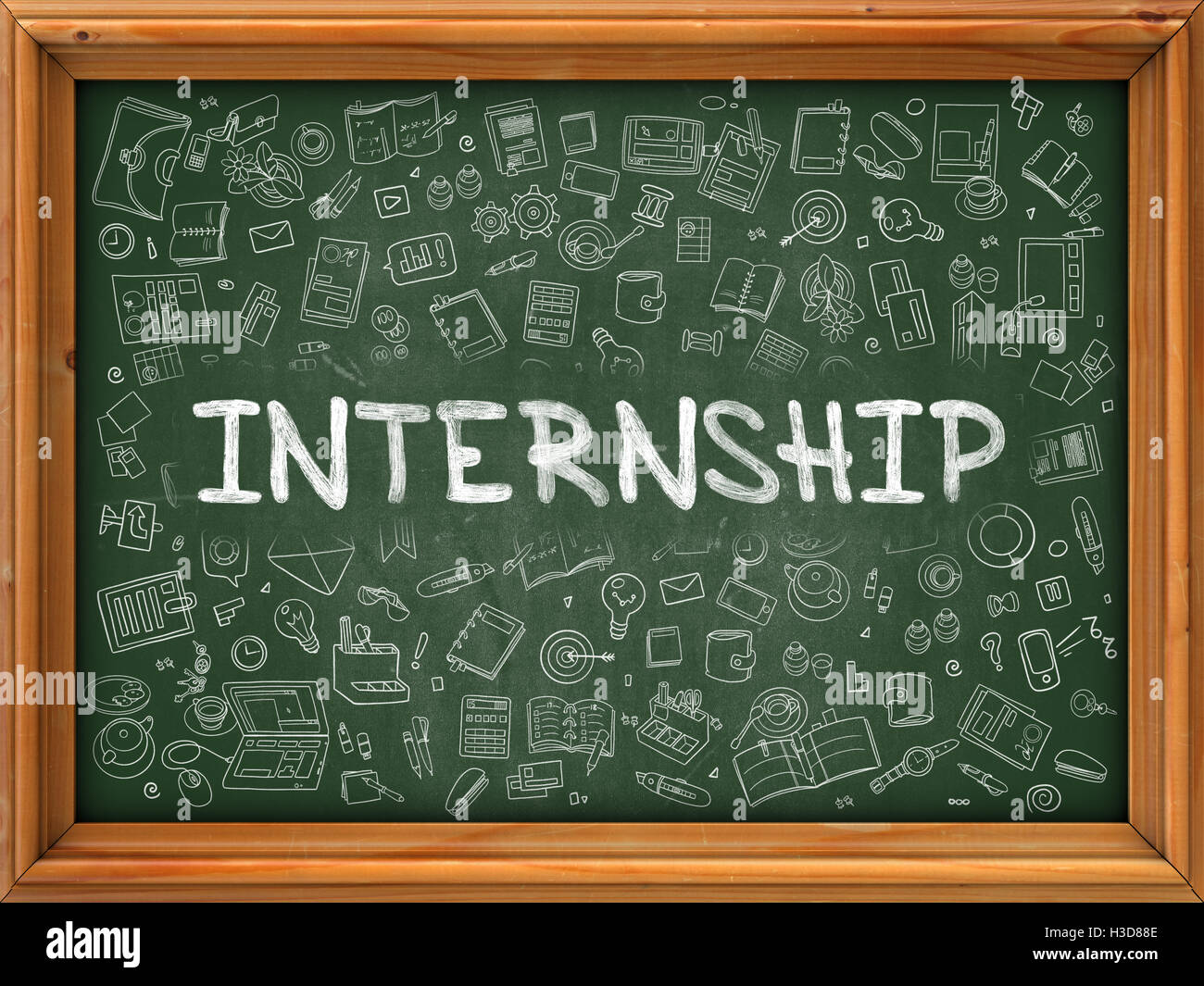 Internship Concept. Doodle Icons on Chalkboard Stock Photo - Alamy