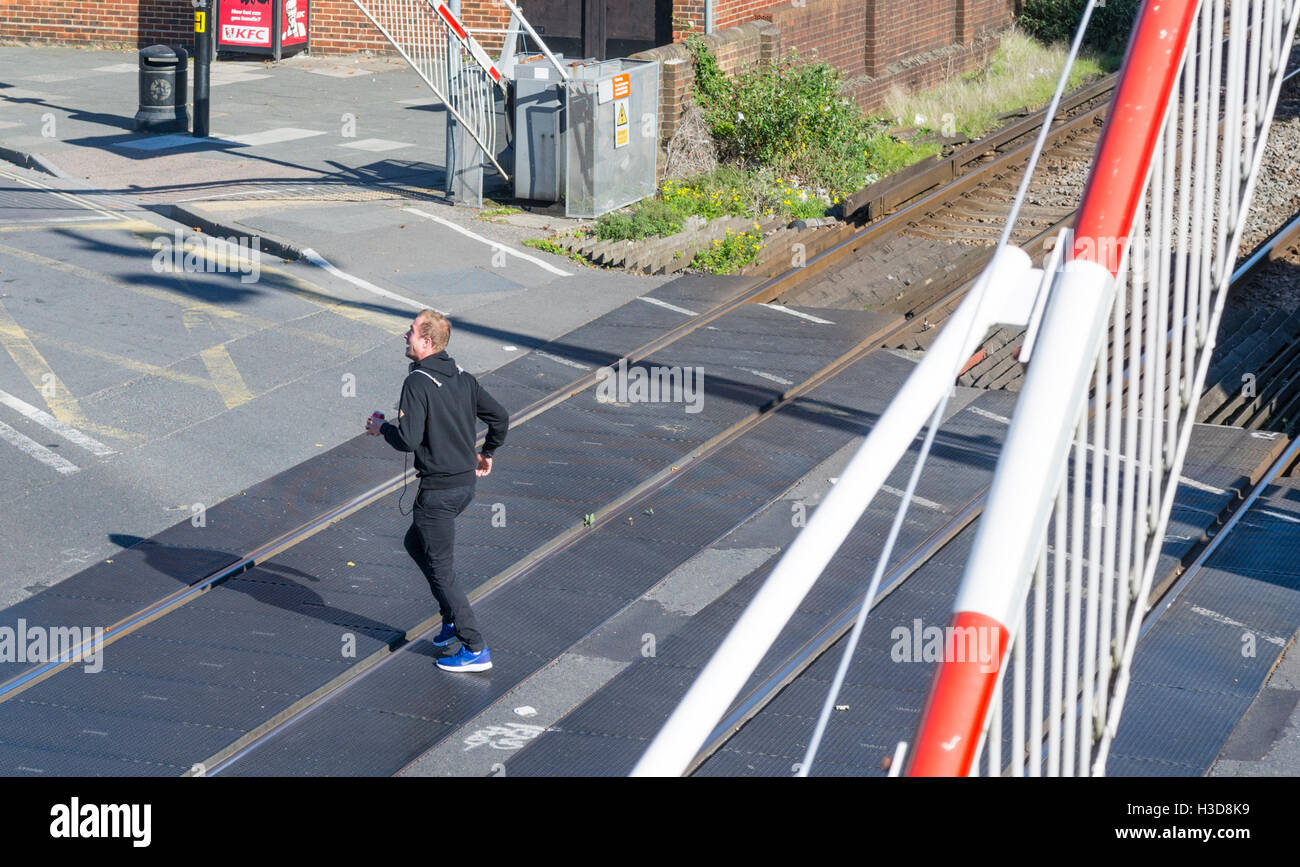 Man running for train hi-res stock photography and images - Alamy